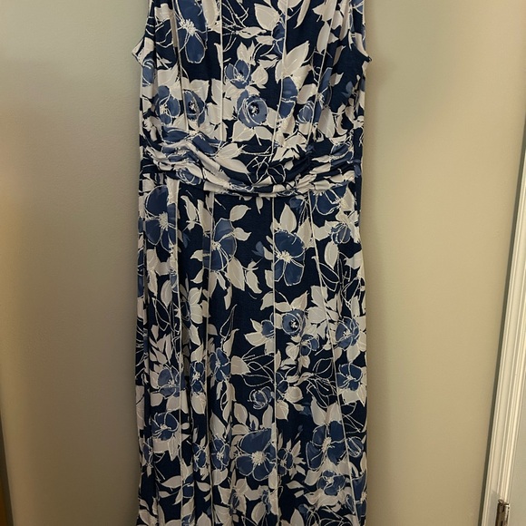 Perceptions | Dresses | Perceptions Blue And Cream Floral Midi Dress ...